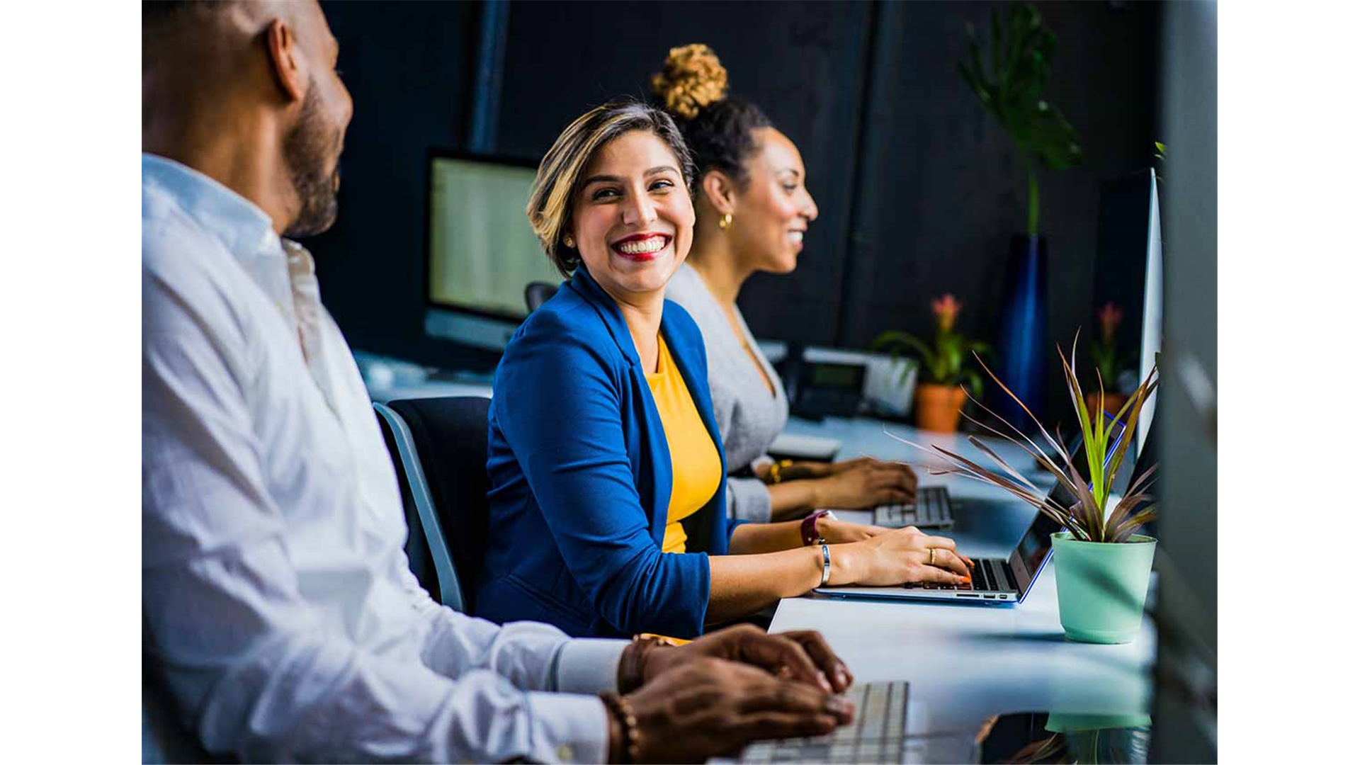 5 tips for making your workplace more welcoming to women - Raymond ...